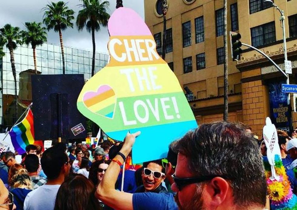 19 Of The Best Signs From Last Weekend’s LGBT Pride Celebrations - GOOD