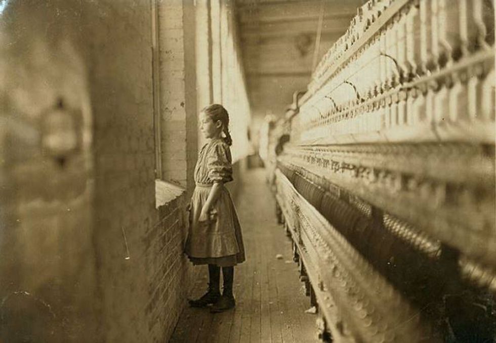 15 haunting photos from the early 1900s that helped end child labor in ...
