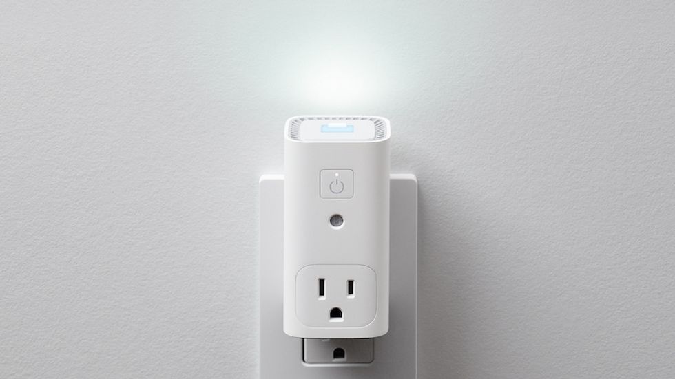 Awair puts air quality smarts into an IoT plug called Glow C - Gearbrain