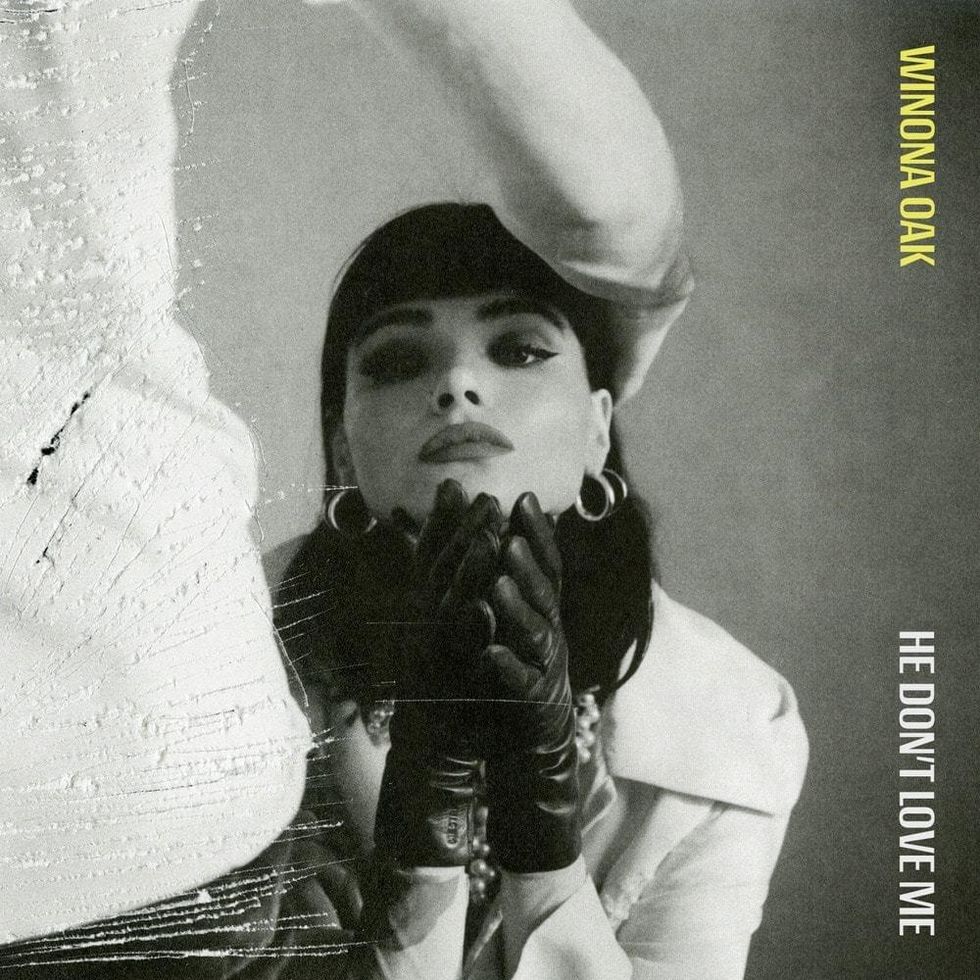 20 Aesthetic Songs For Your Creative Playlist