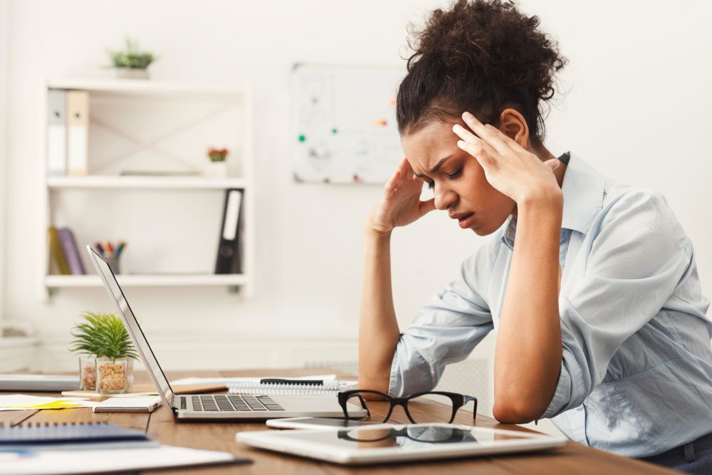 6 Things To Try When You Feel Anxious At Work - xoNecole: Women's ...