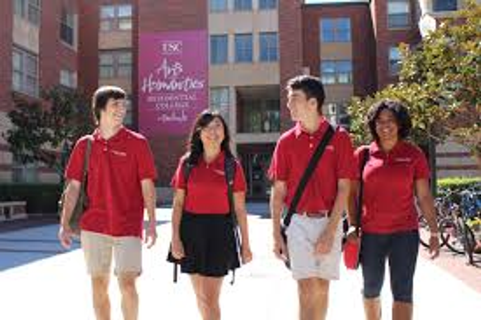 10 Giveaways You Are The RA On Your Dorm's Floor So Tragic You Can't ...