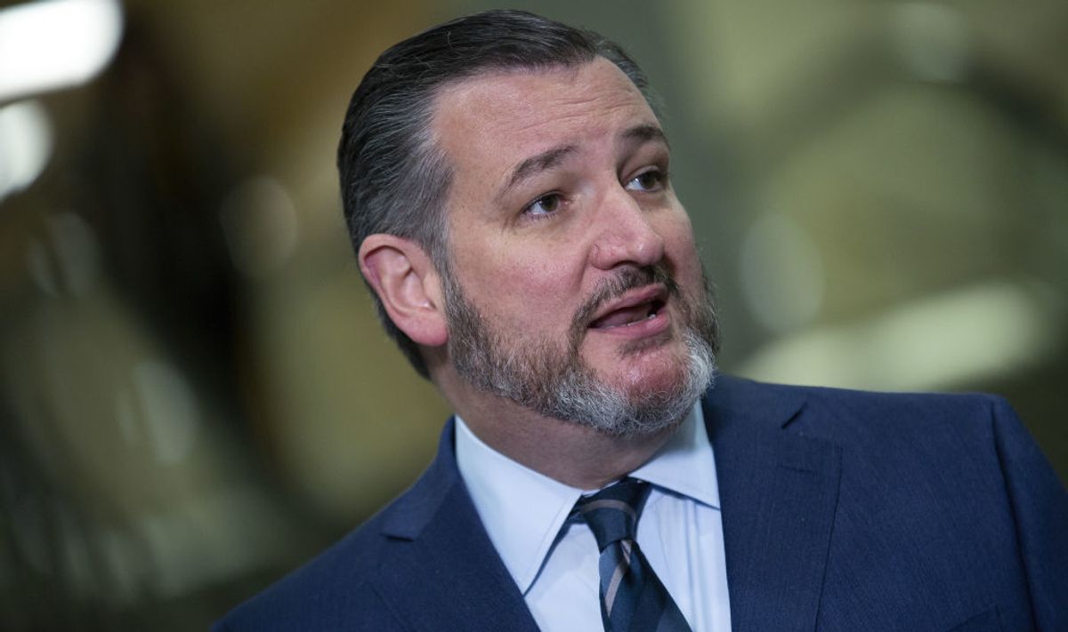 Sen. Ted Cruz just got a haircut at recently released Shelley Luther's ...