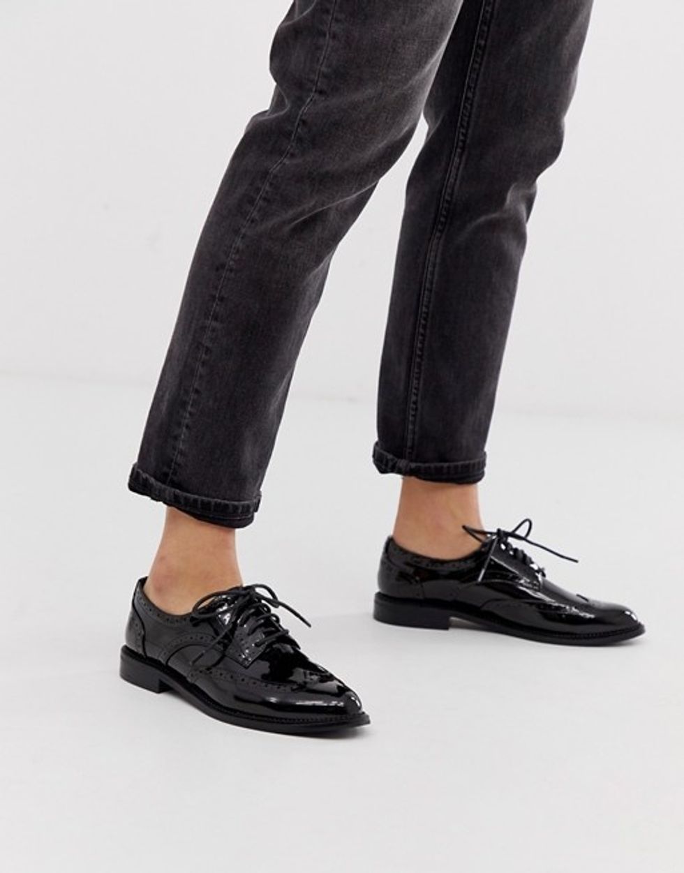 10 Fall Shoe Trends To Put Your BEST Foot Forward This Fall