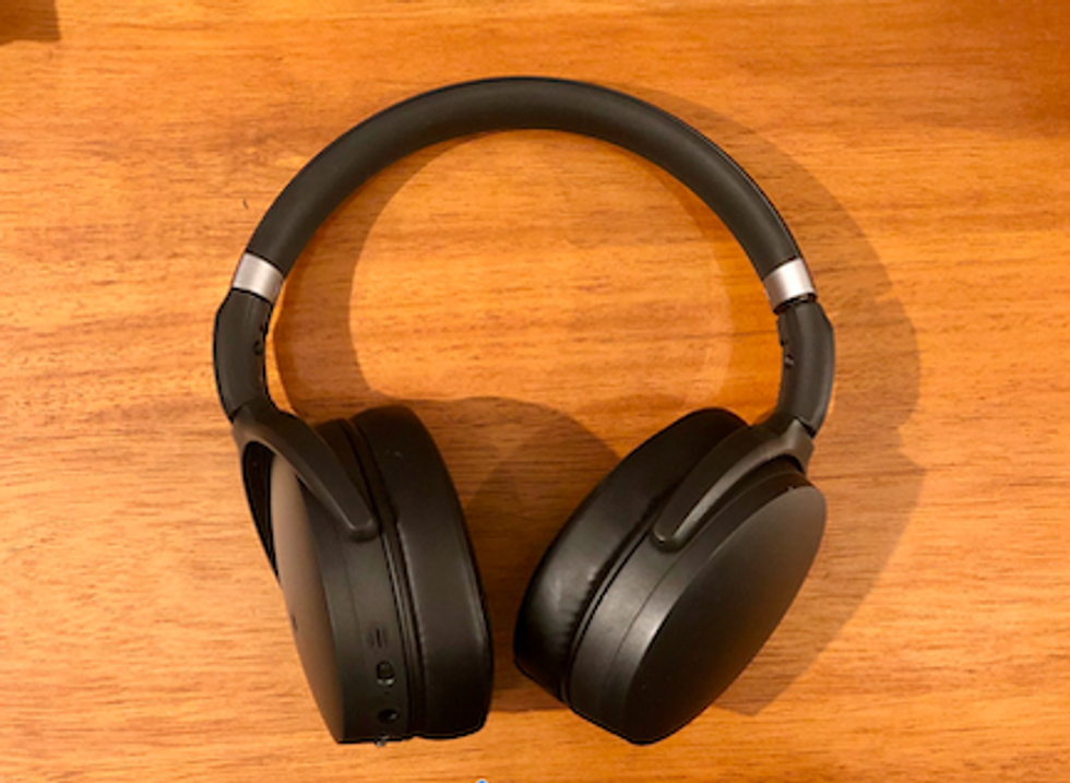 Sennheiser HD 450BT headphone review: Clean sound and design - Gearbrain