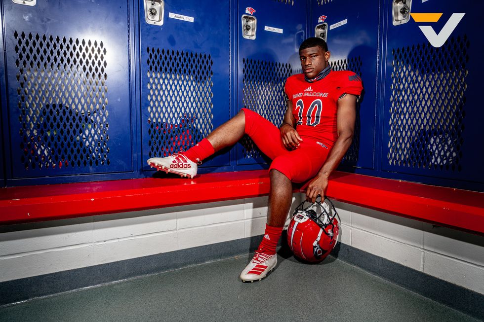 Aldine ISD Magazine Feature: Putting on the Hardhat - VYPE