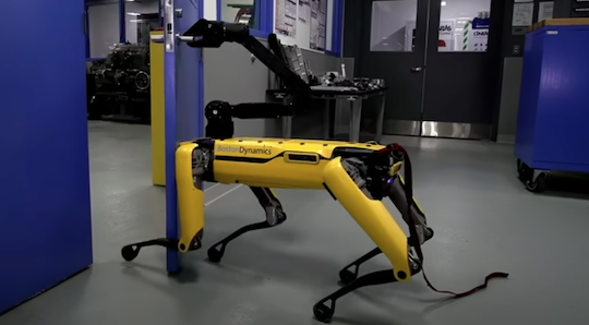 Carmaker Hyundai buys robot dog firm Boston Dynamics - Gearbrain
