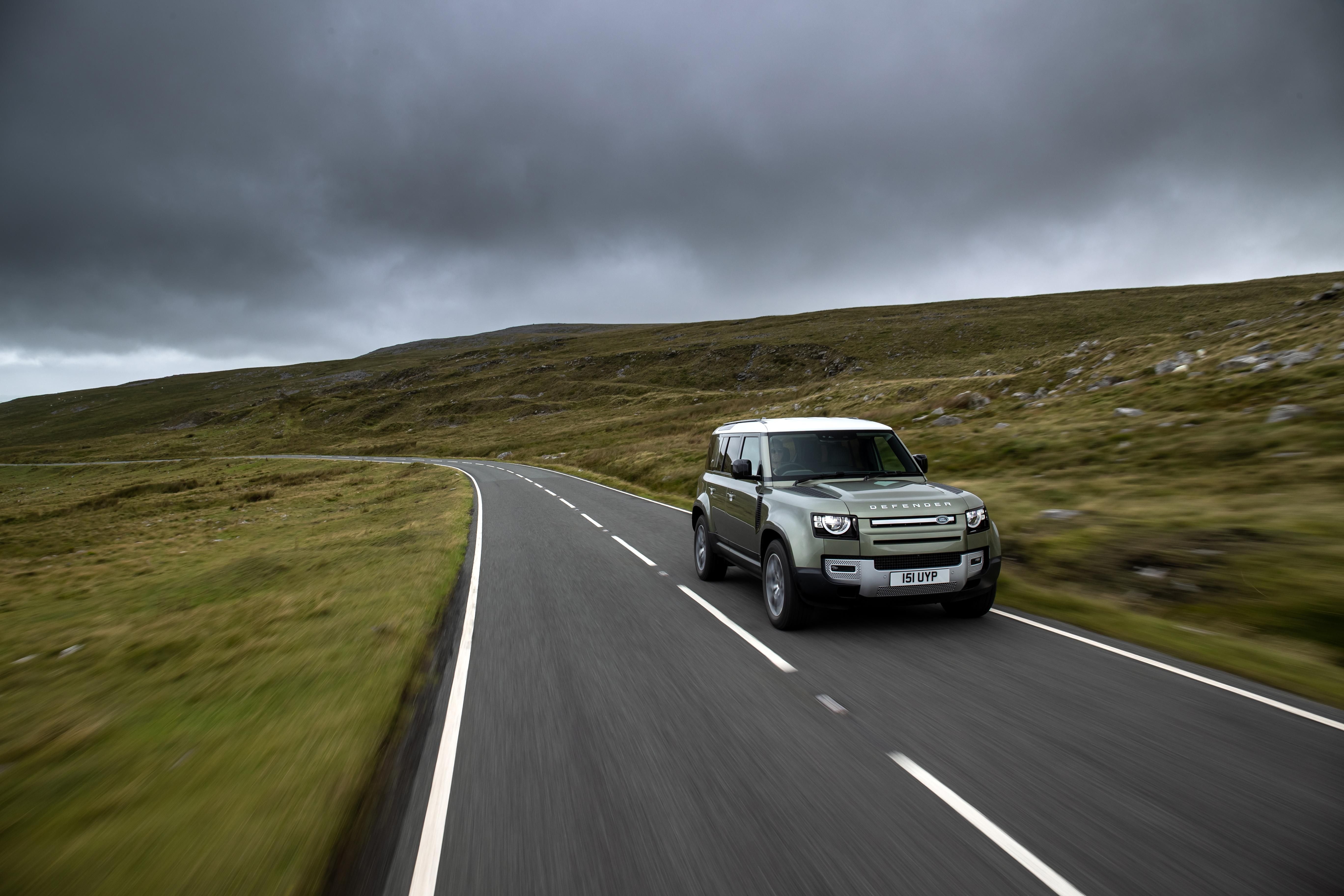 Land Rover to test hydrogen fuel cell-powered SUV in 2021 - Gearbrain