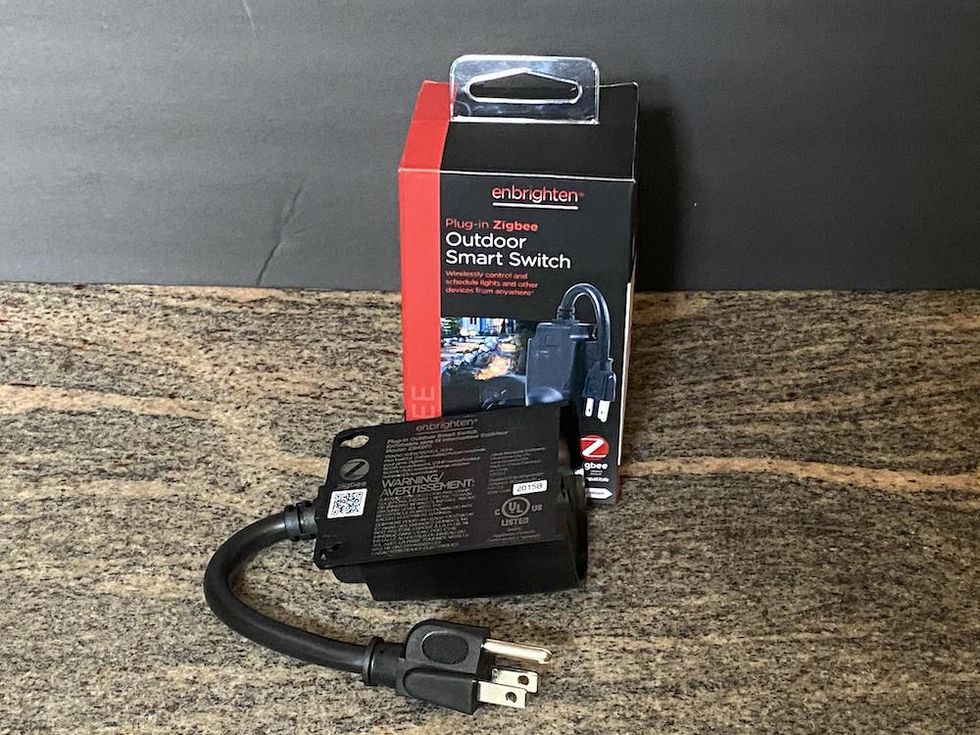 Best Outdoor Smart Plugs For Holiday Lights and Decorations - Gearbrain