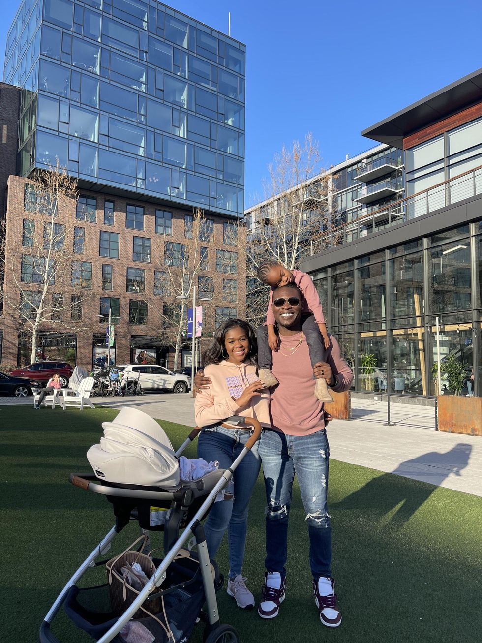 xoNecole: Women's Interest, Love, Wellness, Beauty - Human Interest