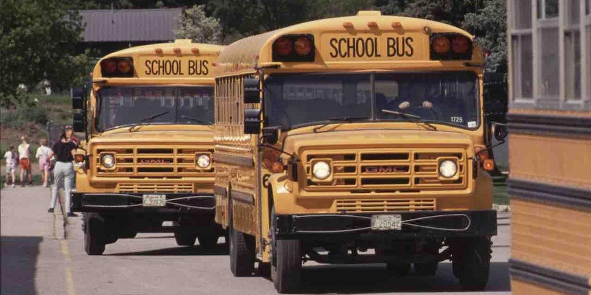 School bus driver who misses stop tells apparent elementary students ...