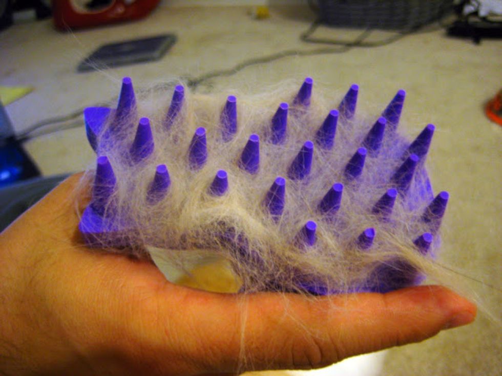 Review - KONG Zoom Groom Cat Brush - Love Meow