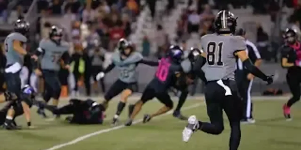 HIGHLIGHTS: Fulshear Chargers vs Foster Falcons Football - VYPE