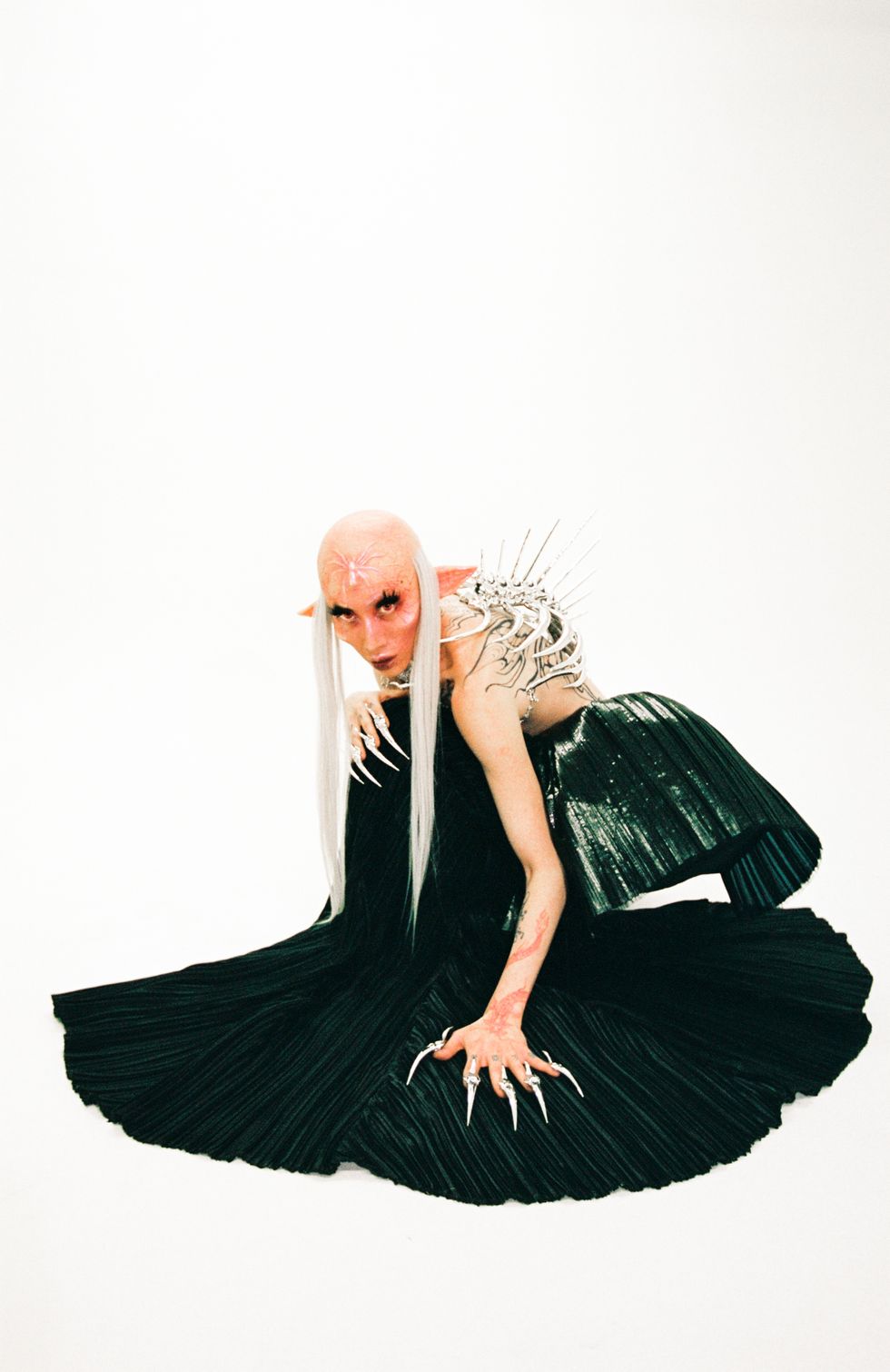 Dragula's Niohuru X Turns Darkness Into Beauty - PAPER Magazine