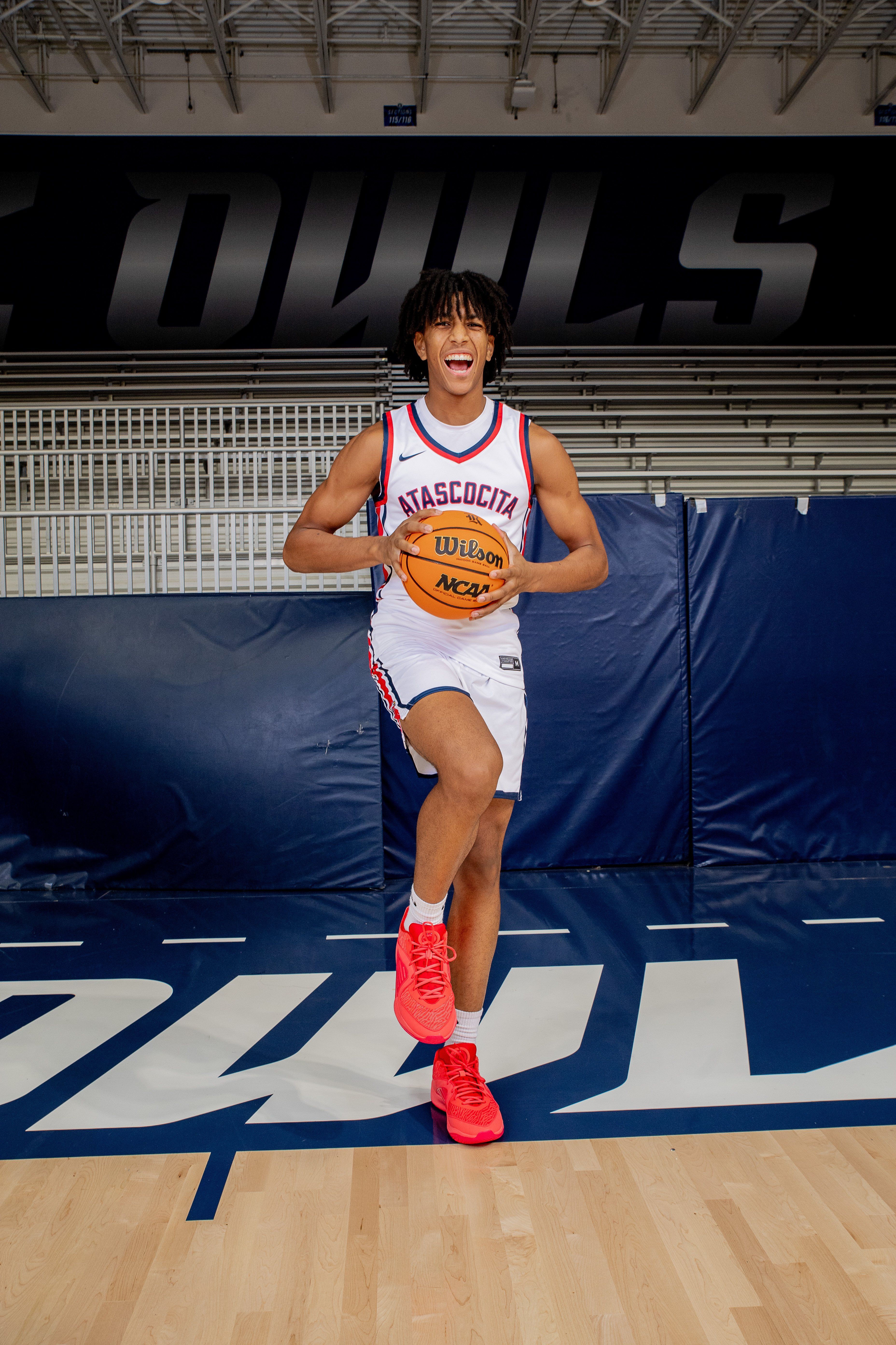 CHECK UP: No. 1 Atascocita is the team to beat in H-Town - VYPE