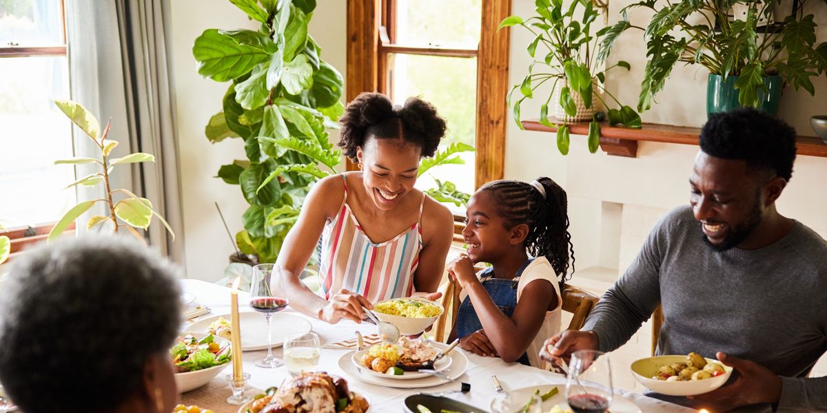 Thanksgiving Tablescapes: How To Create Your Dream Table - xoNecole