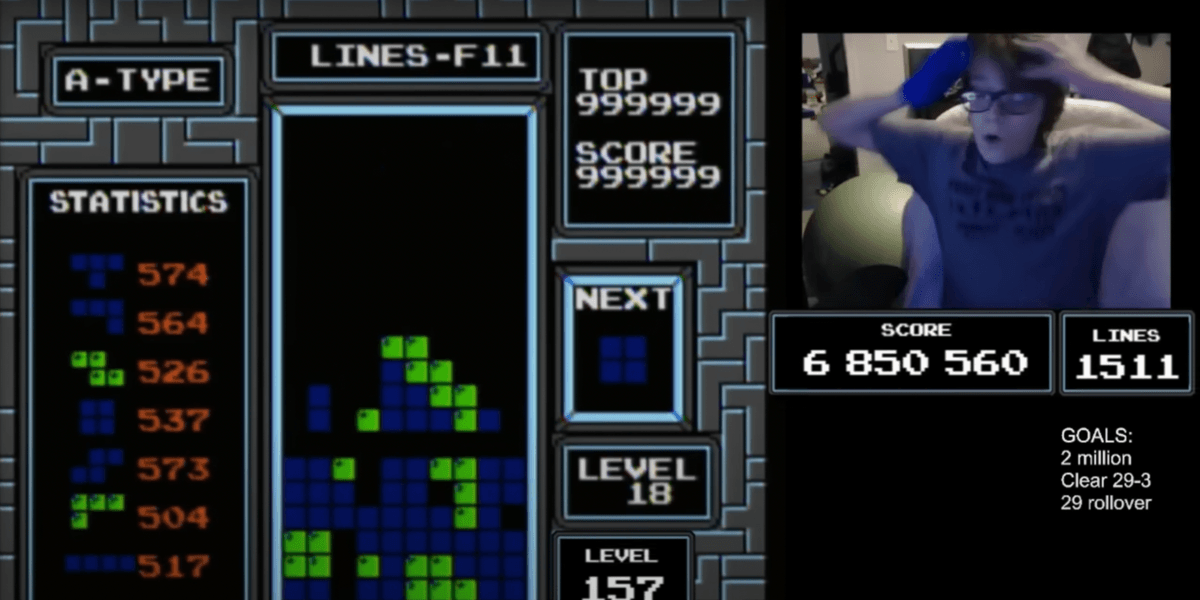 Teen boy becomes the first person to beat Tetris - Upworthy