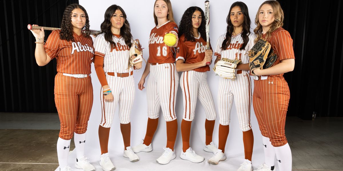 BASES LOADED: No. 19 Alvin bringing the sting on diamond - VYPE