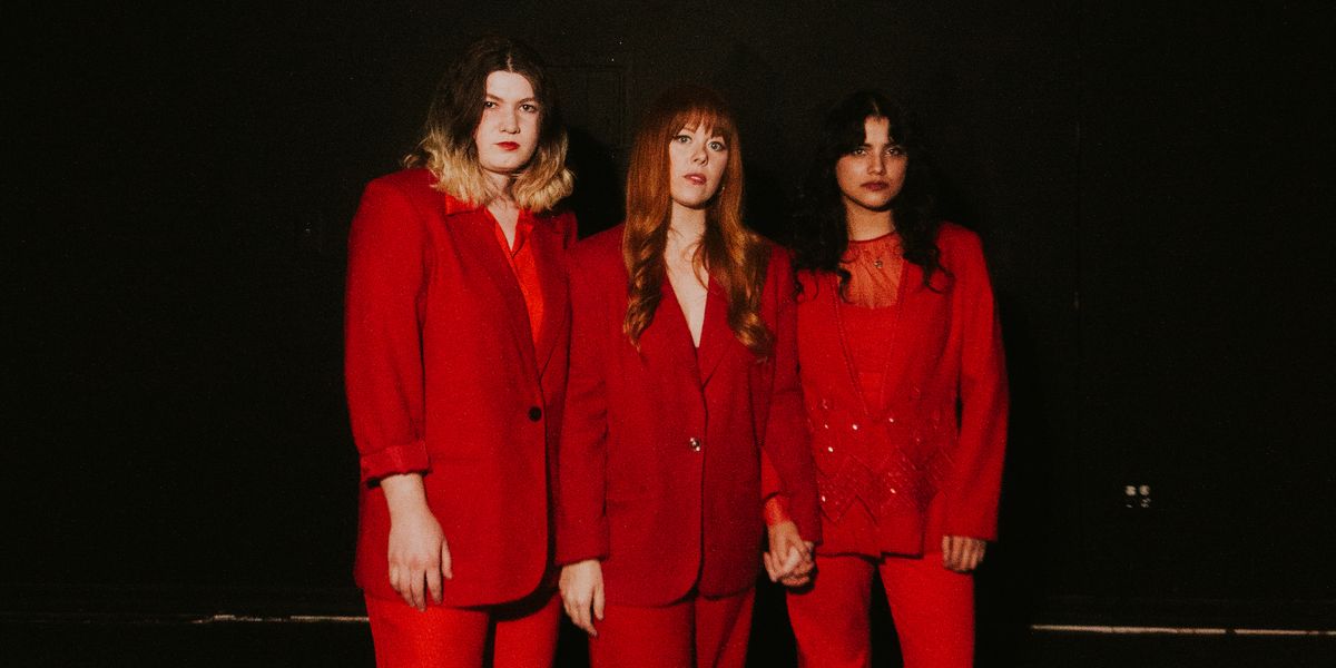 Razor Braids on 'It Goes Quiet' and 'Big Wave' - PAPER Magazine