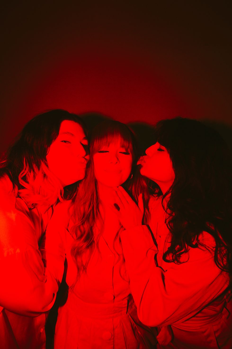 Razor Braids on 'It Goes Quiet' and 'Big Wave' - PAPER Magazine