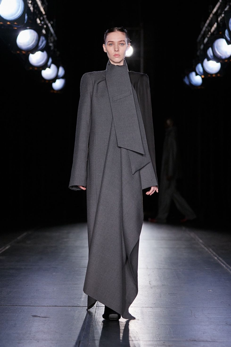 The Low-Key Breakout Stars of Paris Fashion Week - PAPER Magazine