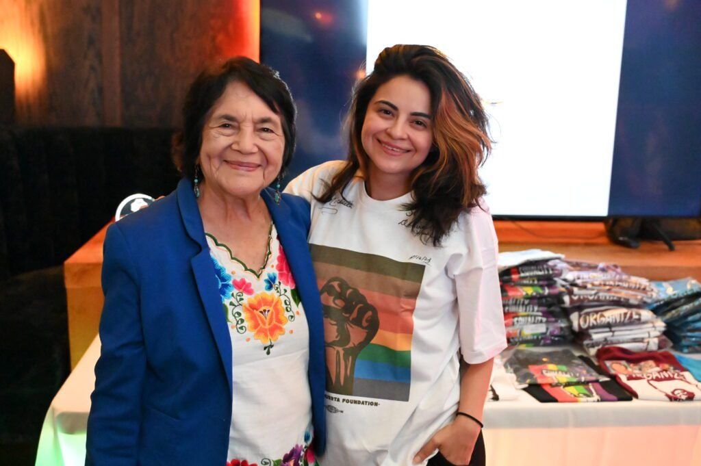 10 Fascinating Facts About Civil Rights Icon Dolores Huerta - Luz Media
