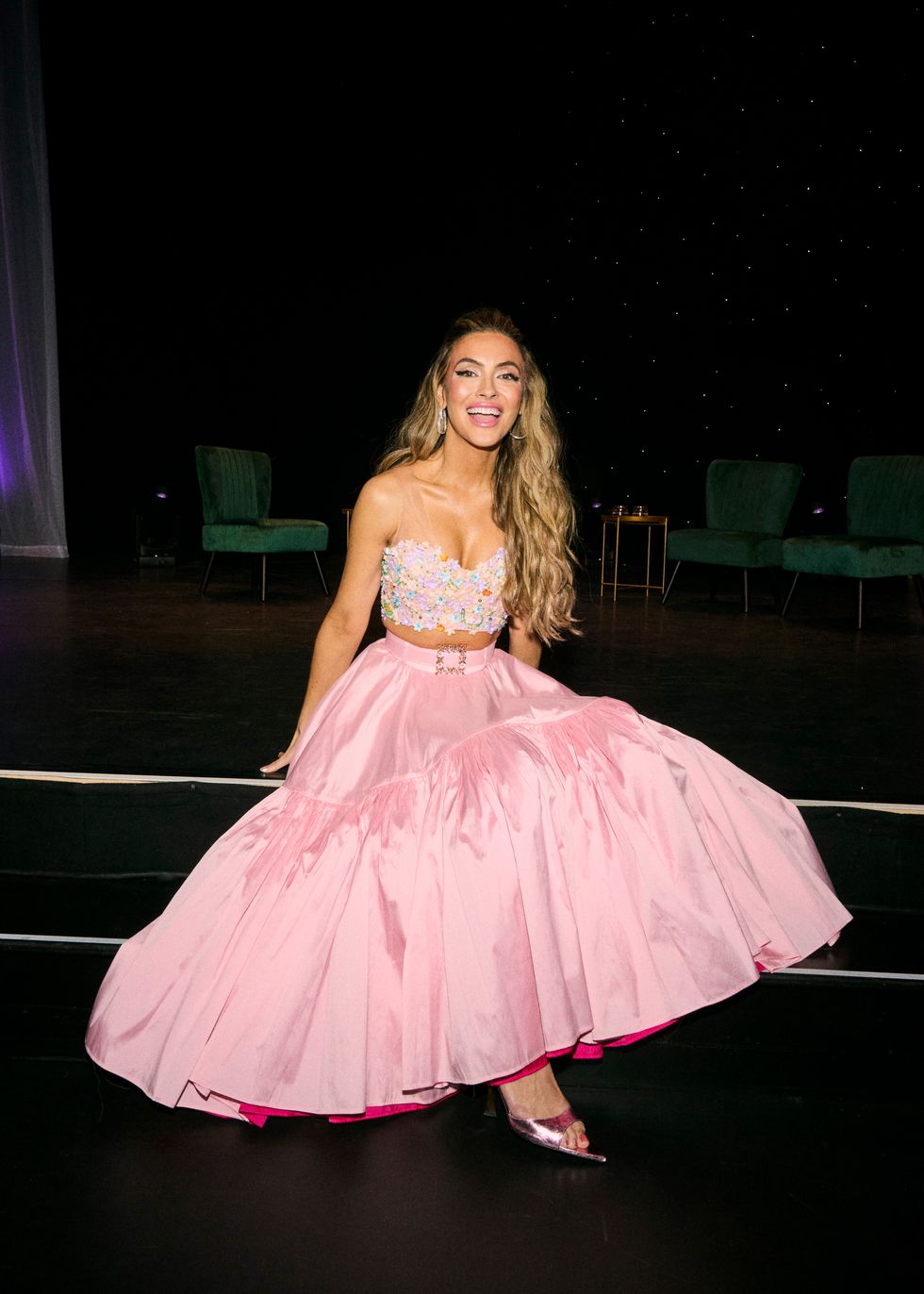 Behind the Scenes of Chrishell Stause's London Show - PAPER Magazine