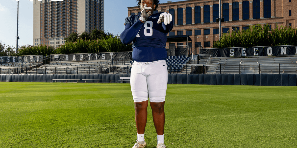 VYPE Spotlight: RJ Lee | Second Baptist School Football - VYPE