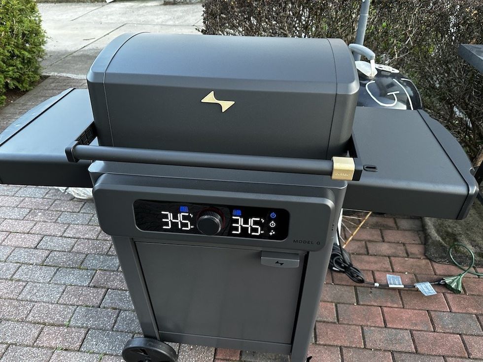 Current Model G Dual Zone Grill: Performance & Precision - Gearbrain