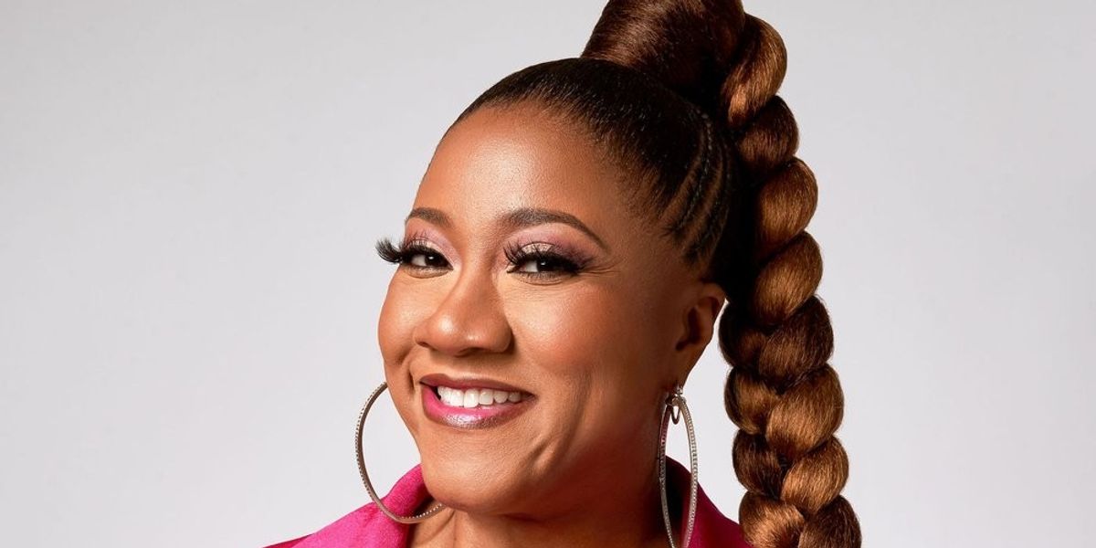 Afro Unicorn Founder April Showers Talks Building Her Brand - xoNecole