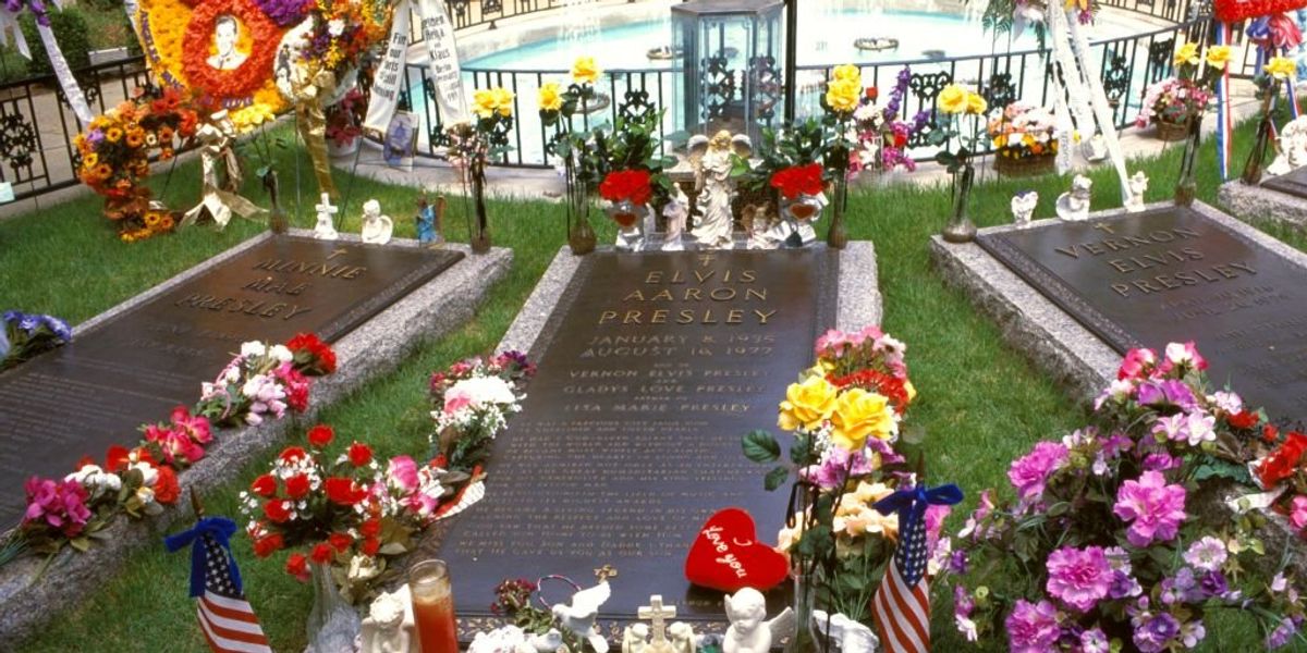 Burial sites of 20 famous Southerners - It's a Southern Thing