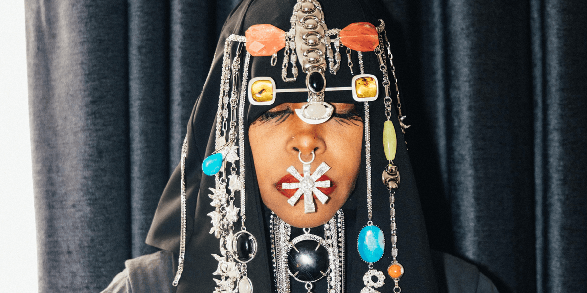 Behind Erykah Badu's CFDA CHRISHABANA Headpiece - PAPER Magazine