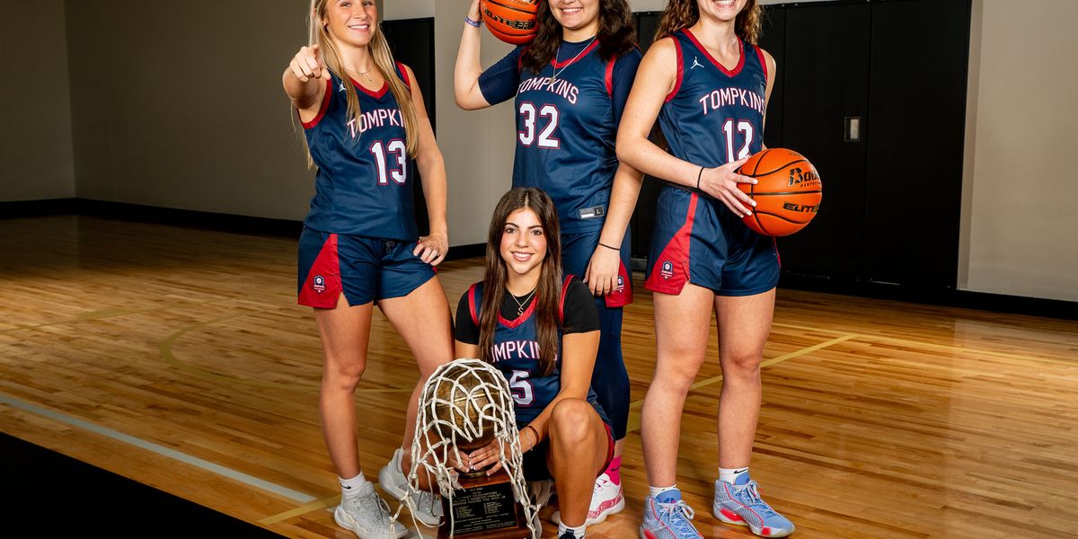 FLY, FALCONS, FLY: No. 20 Tompkins following DeLeon's pin-point ...