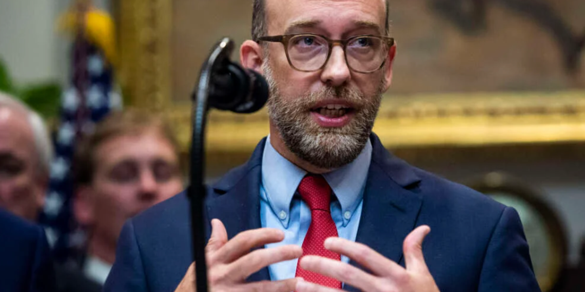 'Dictator' Trump Cancels Congressional Authority -- And Republicans ...