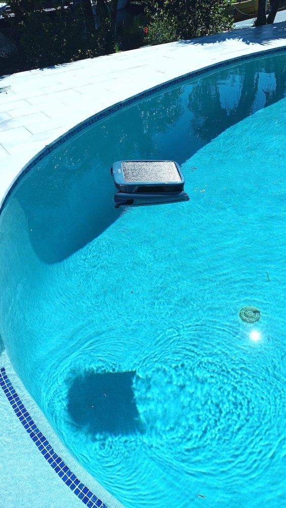 Beatbot iSkim Ultra Robotic Pool Skimmer: Full Review - Gearbrain