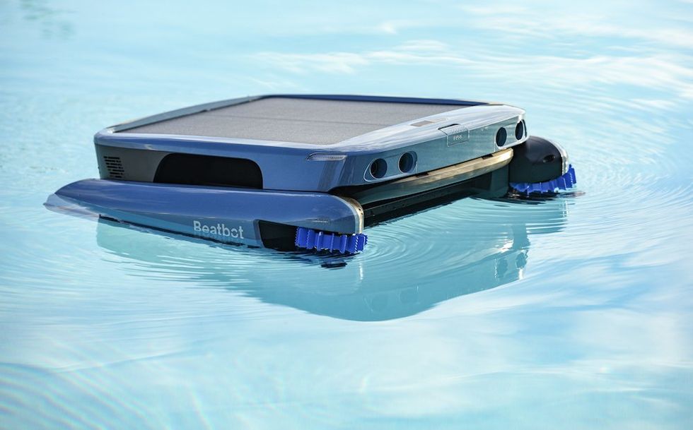Beatbot iSkim Ultra Robotic Pool Skimmer: Full Review - Gearbrain