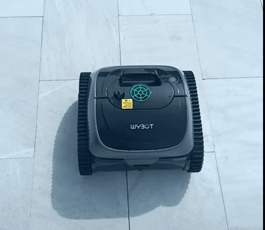 Best Robot Pool Cleaners 2025 - Top Picks! - Gearbrain