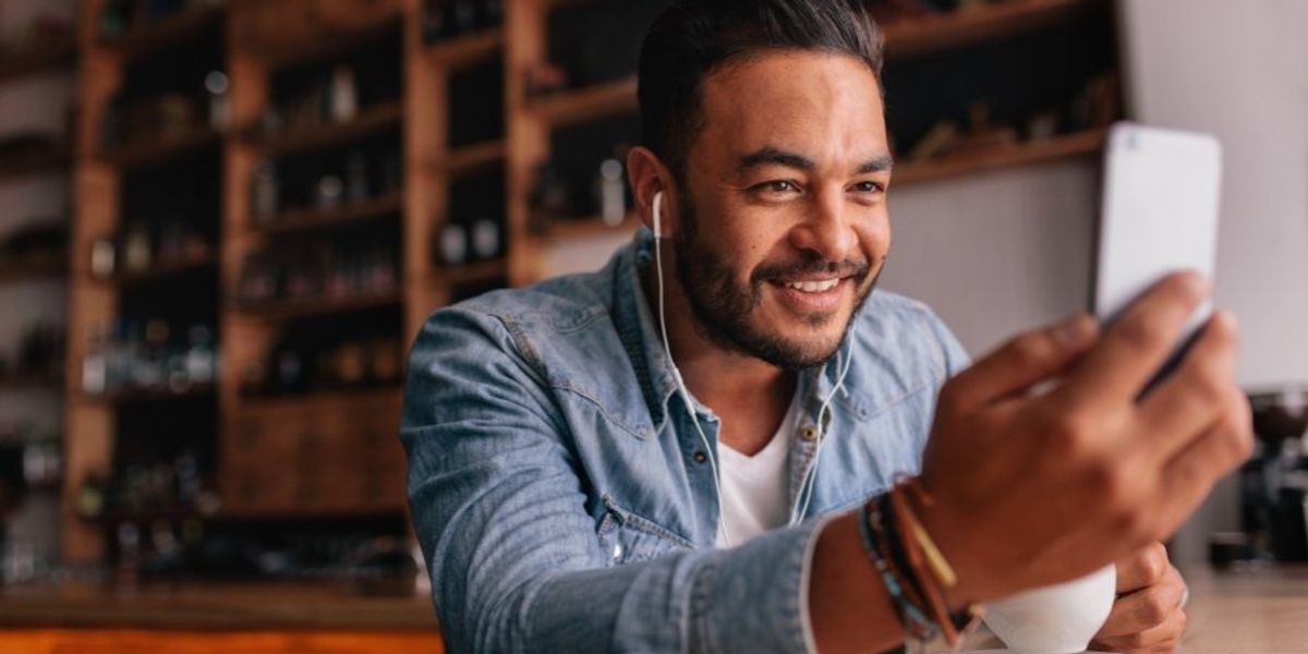 Try this 2-minute solution to avoid friendship distancing - Upworthy