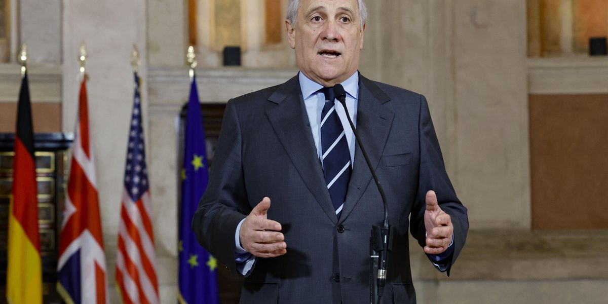 Tajani a Damasco dal nuovo regime. Tra i ministri c’è un killer di donne
