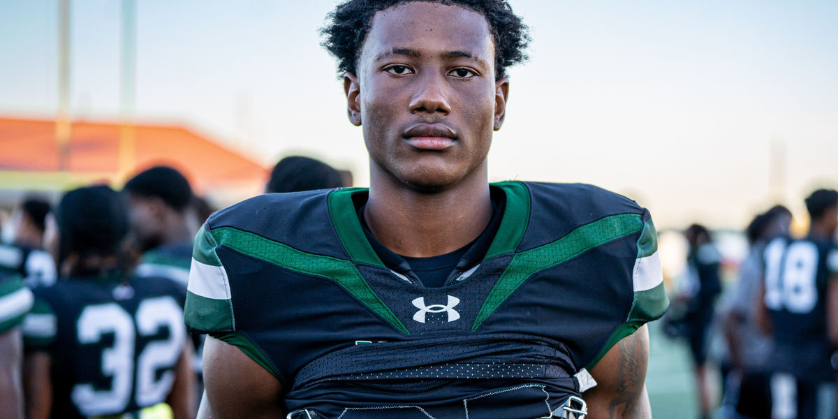 RECRUIT SCOOP: Iowa Colony WR Warren’s Recruitment Heating Up - VYPE