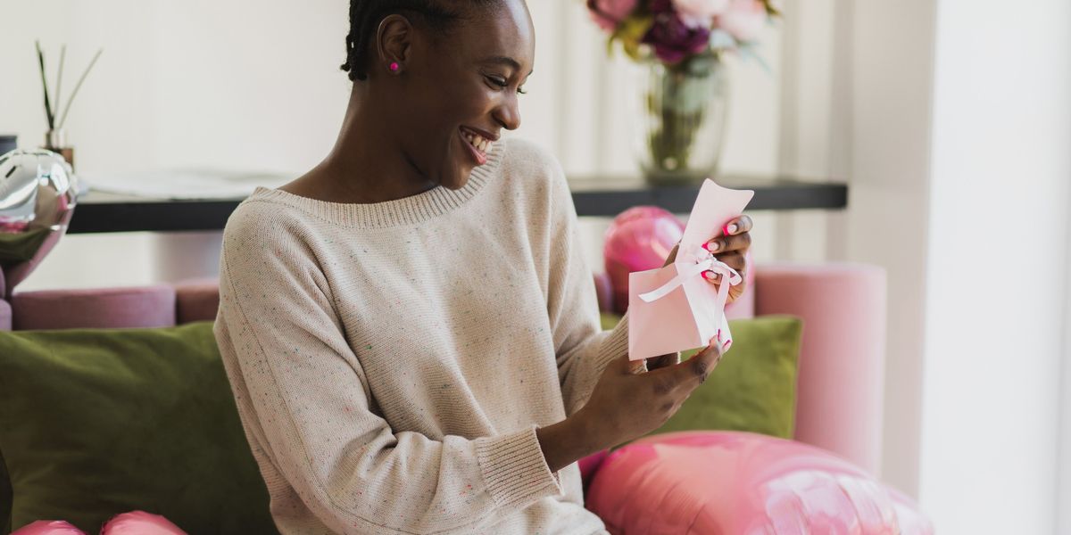 20 Ways to Celebrate Love on Valentine’s Day - xoNecole
