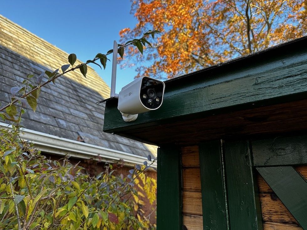 Swann MaxRanger4K Review: 4K, AI & Solar-Powered Security - Gearbrain Swann MaxRanger4K Review: 4K, AI & Solar-Powered Security - Gearbrain