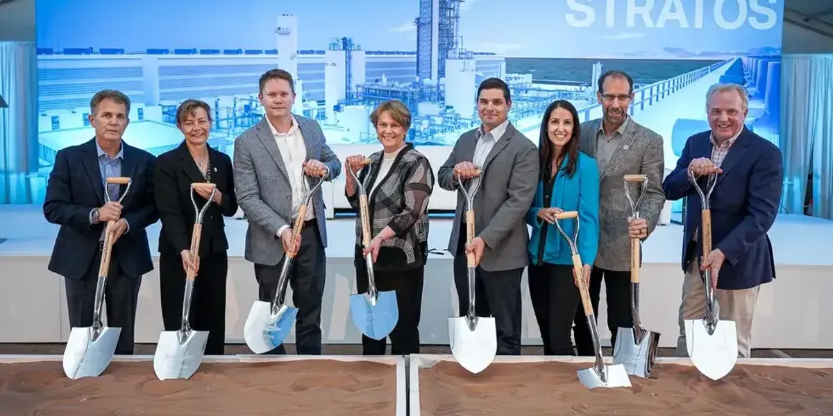 OXY CEO Vicki Hollub first woman to win WPC Energy Dewhurst Award ...