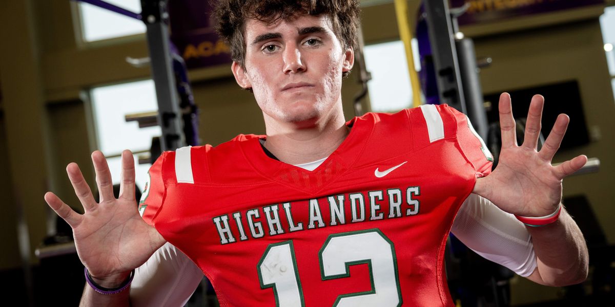 KEEP CALM AND CARRY ON: Daulton commands a TWHS corps that has ...