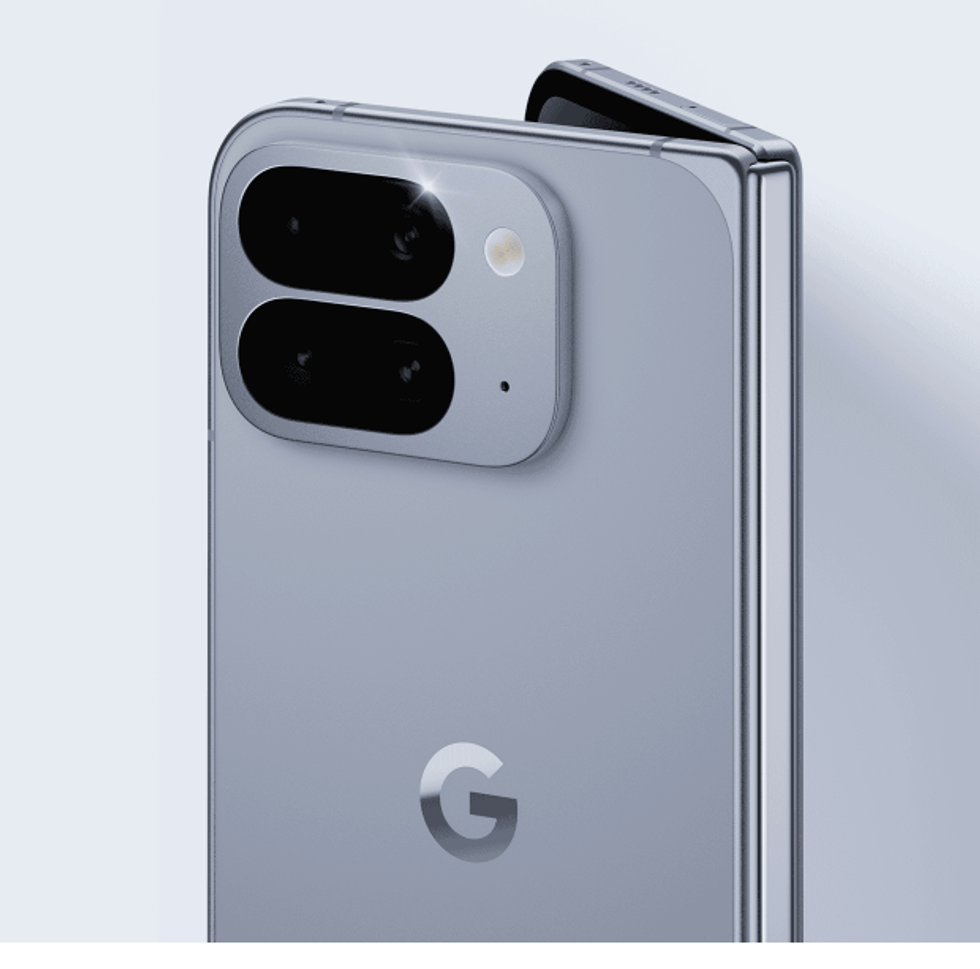 Google Pixel 10: Gemini AI, Cameras & Connected Life - Gearbrain