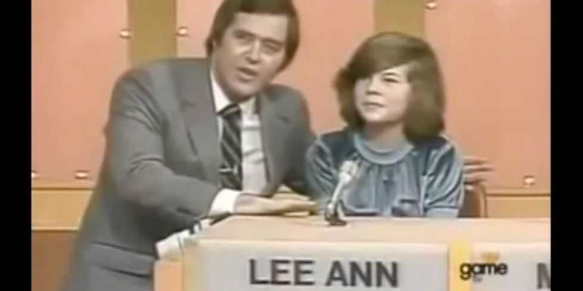 Girl stops 80s game show host cold after uncomfortable interactions ...