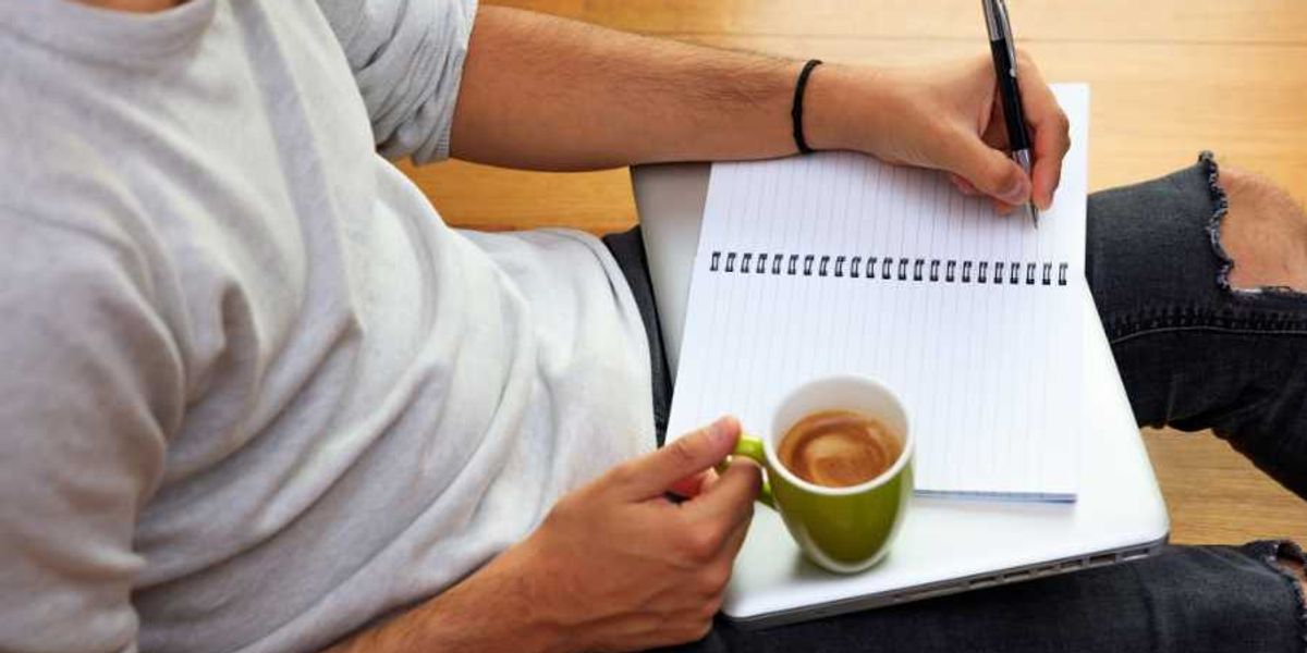 Left-handed people share their little-known daily struggles - Upworthy