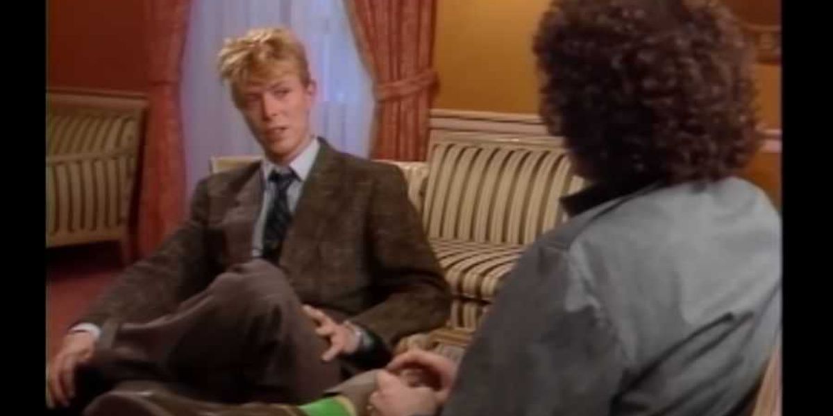 In an inspiring 1983 interview, David Bowie calls out MTV for featuring ...