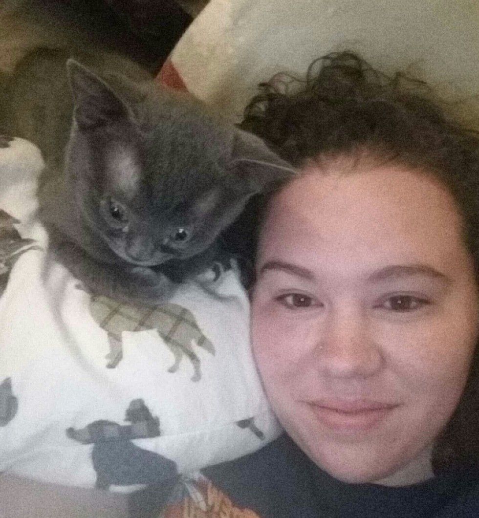 Cat Born Special Tells His Human Every Day How Happy He is to be Loved ...