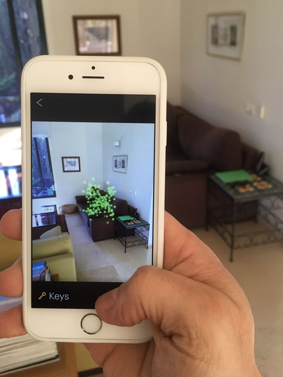 Pixie Tracker Review: Is finding things with AR more fun? - Gearbrain